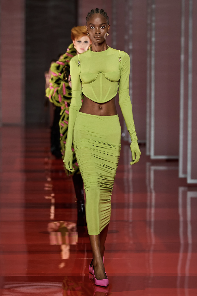 Which Fall 2022 Trend Colors You Should Buy Now - Showit Blog